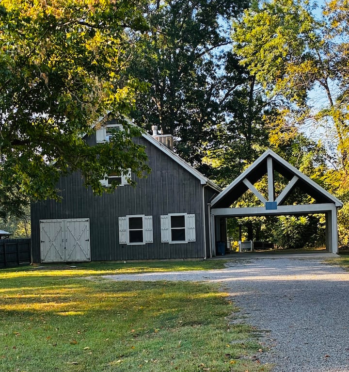 Peaceful Cabin On The Little Red River - Heber Springs, AR