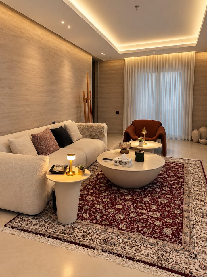 شقة فاخرة بتصميم عصري - بنيد القار الكويت - Kuwait