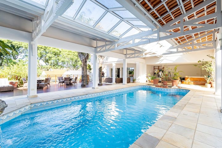 Casa Alto Padrão | Piscina, Jacuzzi E Academia - Curitiba