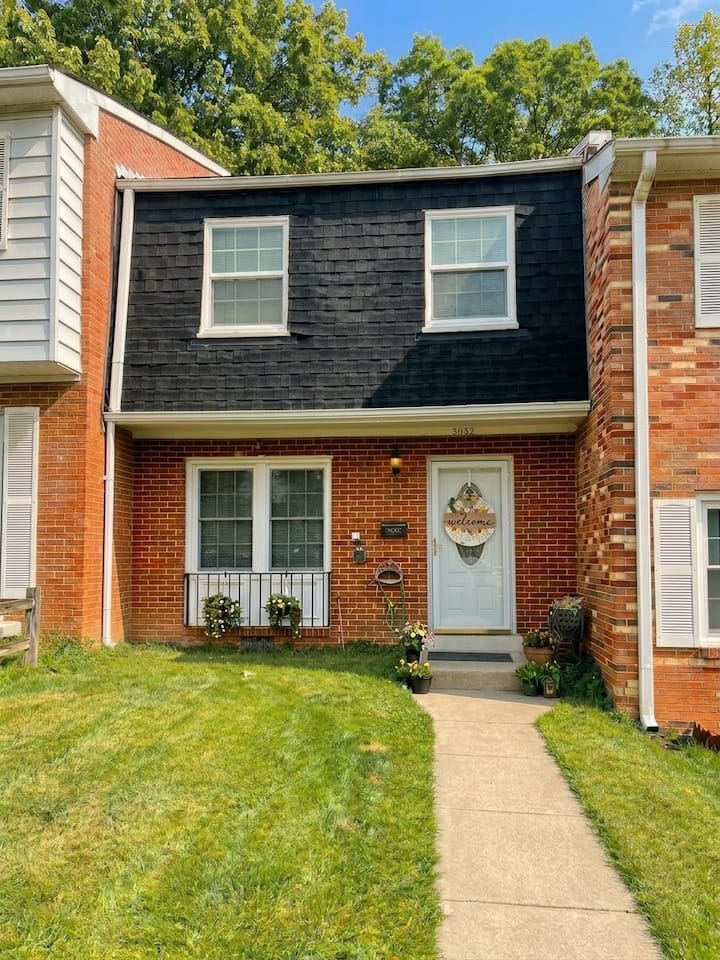 Sleeps 7 | King Bed | Near Potomac Mills & Dc - Woodbridge, VA
