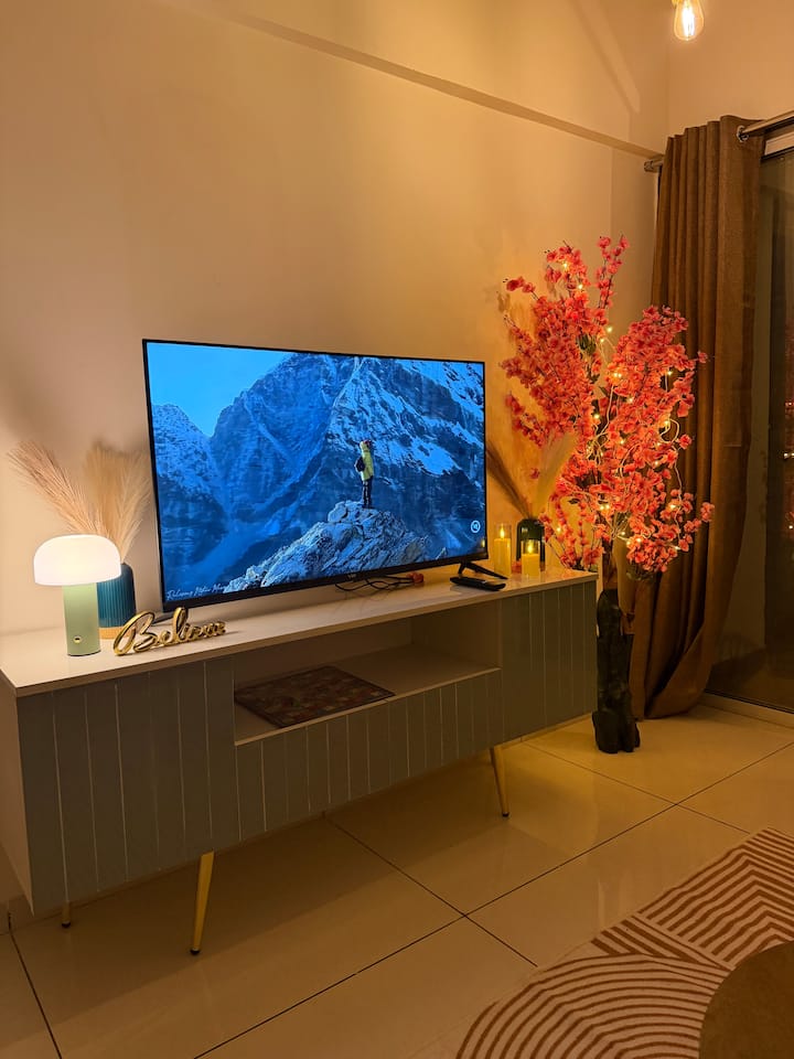 Cozy 2bhk W/2 Balconies | Kharadi | Near Eon & Wtc - Pune (India)