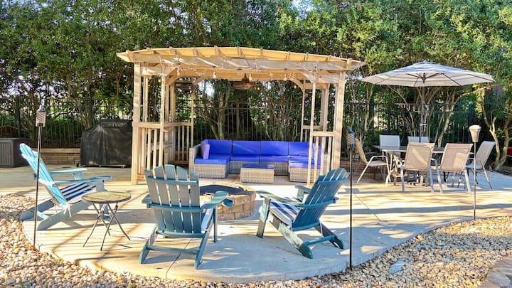 Family-friendly 3br | Private B-ball Court & Patio - 斯泰茨維爾