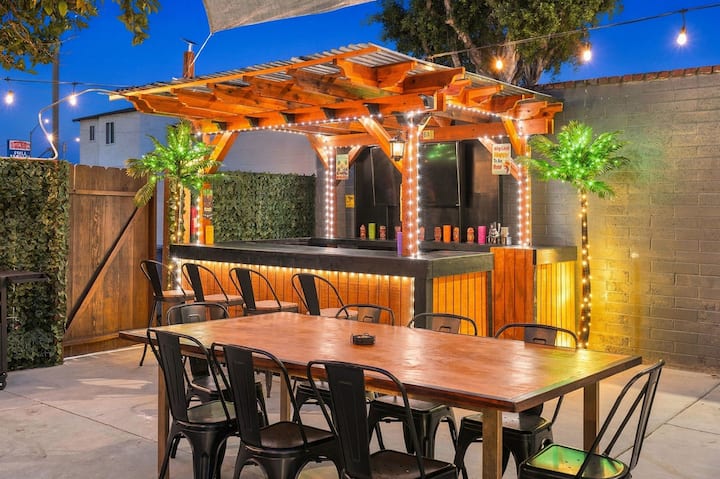 Casita Palma Unit #B | Tiki Bar & Pickleball - National City, CA
