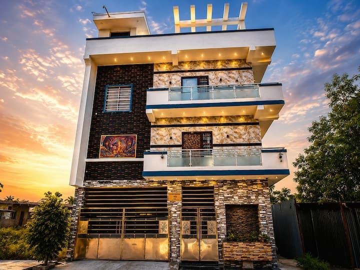 Cg Blue Horizon Villa | Pool & Home Theatre - Vellore