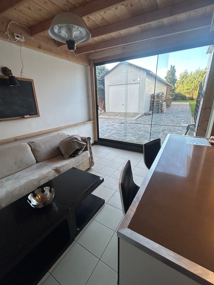 Zonnige Residentie Met Grote Tuin - Izegem