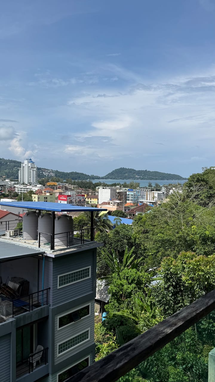 Sea View Bright Studio · Fl5 · 32 M² ·Patong Beach - Patong Beach