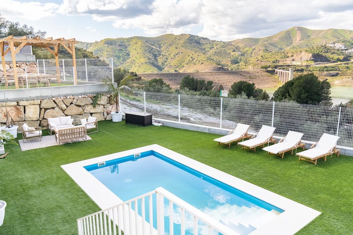 Nueva Espectacular Casa Junto A Embalse De Viñuela - Comares