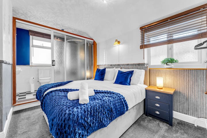 Grand Skegness Home | 8 Guests | Mins From Haven - Skegness