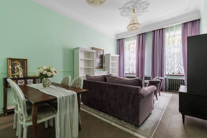 Cosy Corner - Armagh