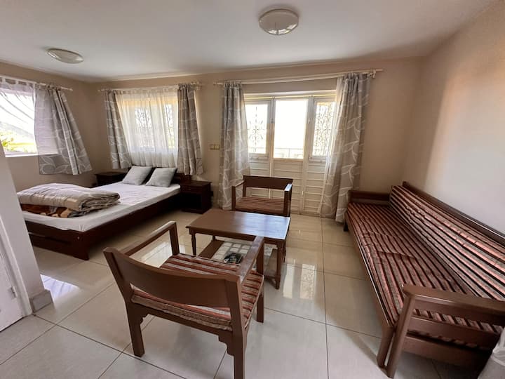 Grand Studio Cosy Pour 2 Personnes - Madagascar