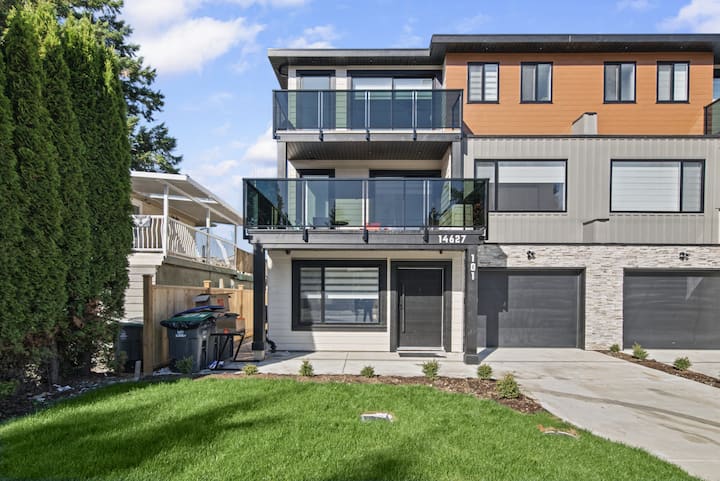 Private 2br Ground-level Guest Suite-guildford - Surrey, BC