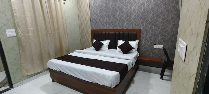 Shriji Mahal Homestay - Vrindavan