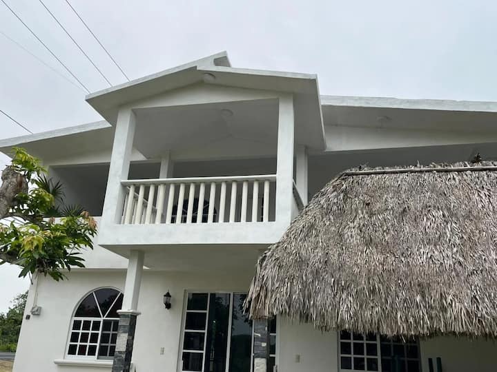 Casa De Dos Pisos Con Alberca Compartida - Costa Esmeralda