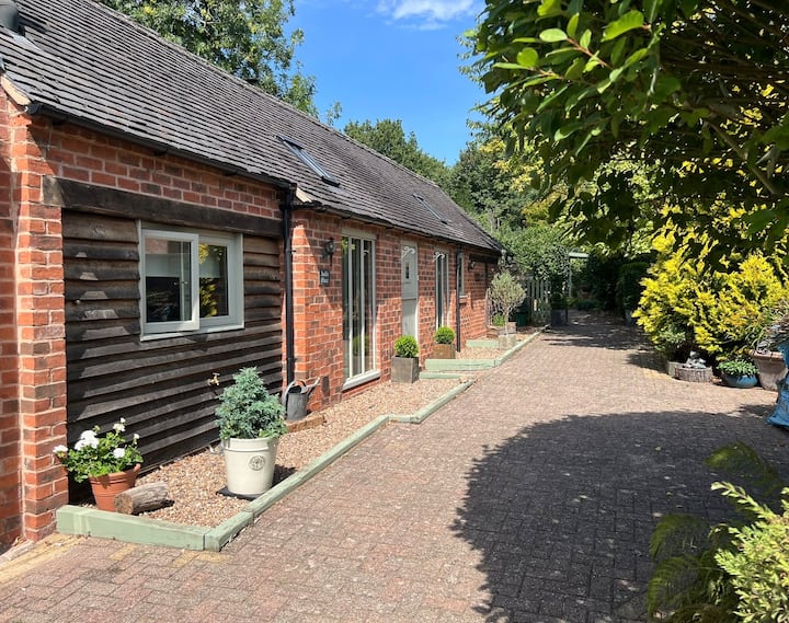 Cottage At The Edge Of Allestree Park - Derby
