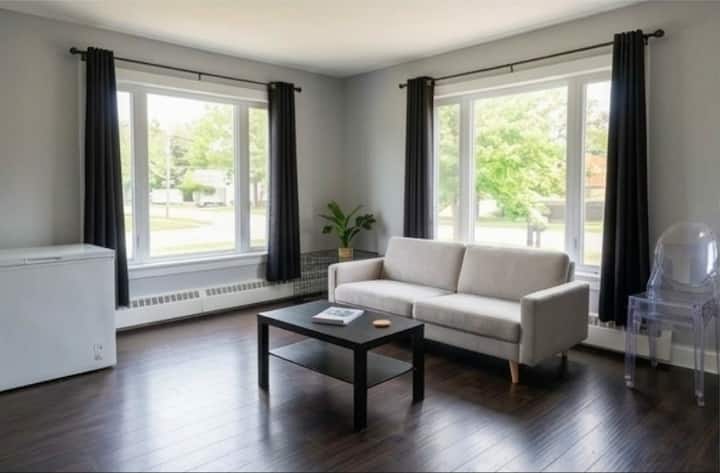 Welcome To Your Stylish And Home Away From Home! - Stratford