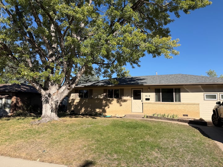 Modern Oasis - Stylish Boulder Ranch Sleeps 8 - Boulder, CO