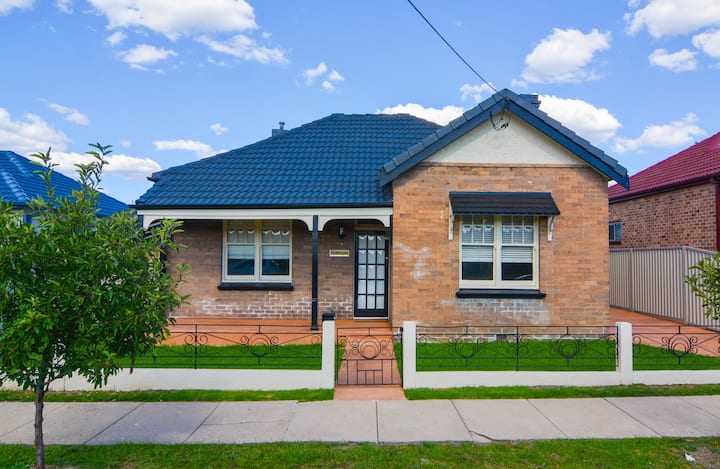 Spacious Home With Pool - Lithgow