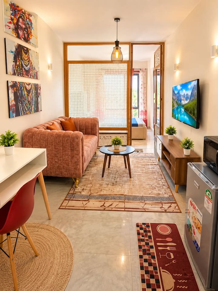 Near Galleria Mall W/pool Wi-fi Work Desk Parking - Kenya