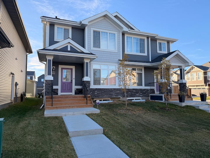 Airdrie Escape | 3br Home Near Calgary & Rockies - Airdrie