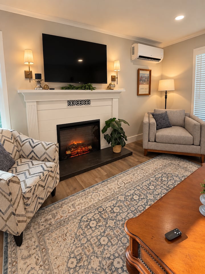 Newly Renovated | King Bed | Rec Room | Pets Ok - Yakima, WA