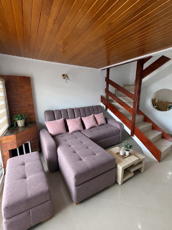 Casa En Normandía Cerca Del Aeropuerto - Bogota