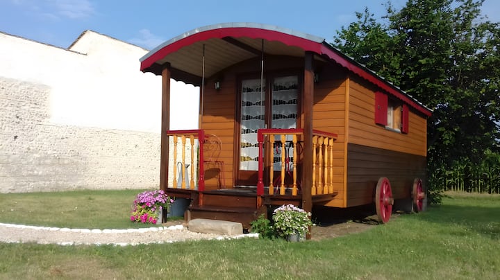 Roulotte Esméralda - Sully-sur-Loire