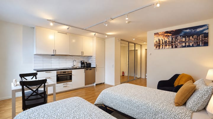 Central Gothenburg Studio | 2 Single Beds - Gothenburg