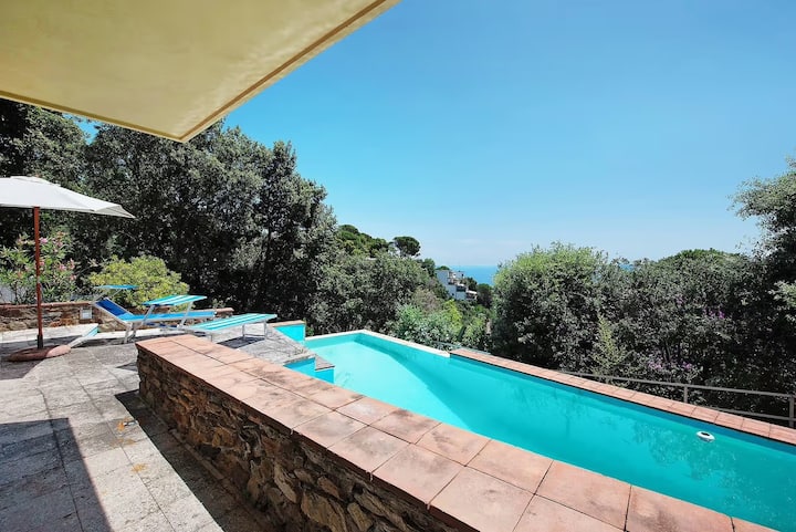 Villa Roberta | Pool Sea View | Parking And Wifi - Arenzano