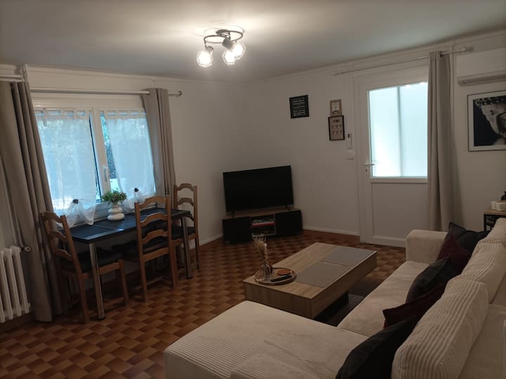 Appartement Dans Un Environnement Calme - Lamalou-les-Bains