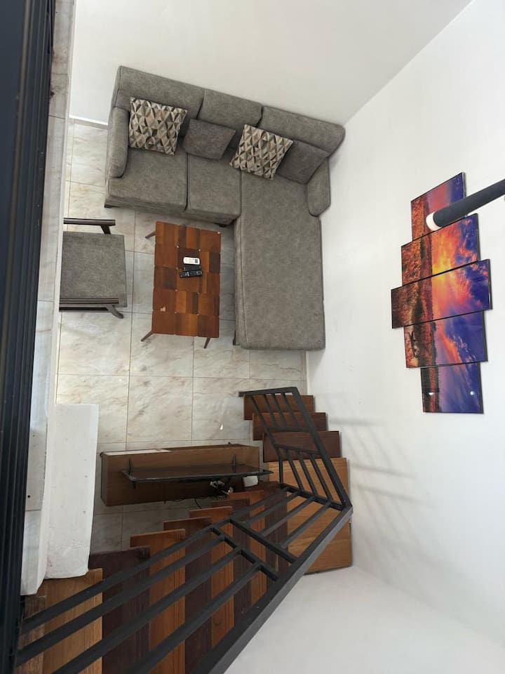 Classicloft3 - Monrovia