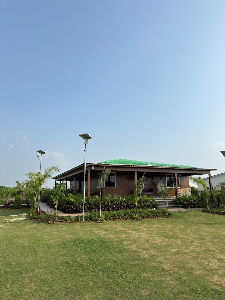 Khazaana Farms - Noida