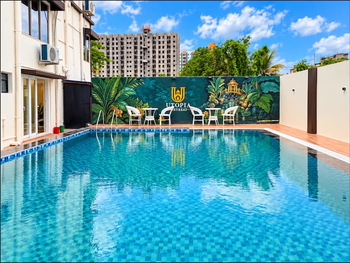 Utopia Retreat | 4 Br Pool, Games & Pvt Theatre - Calcutta