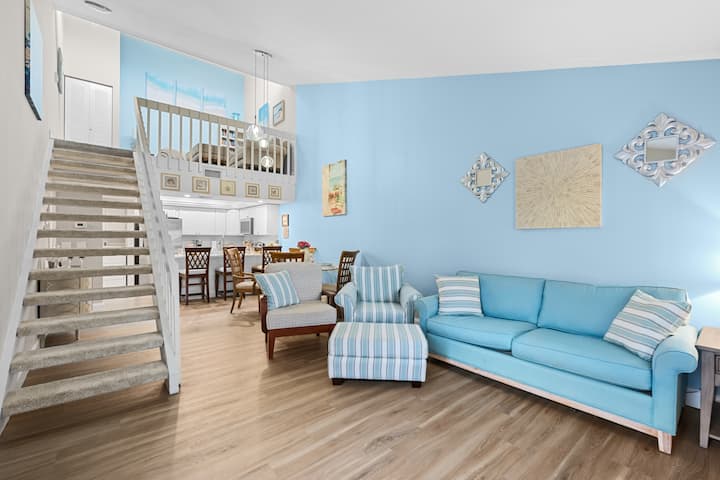 Gated Community / Near Beach & Downtown / Pool - Fort Myers, FL