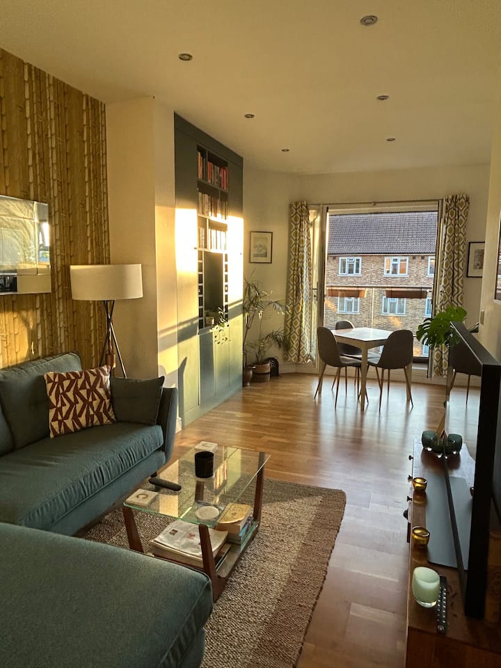 Modern Stoke Newington Flat - Central London