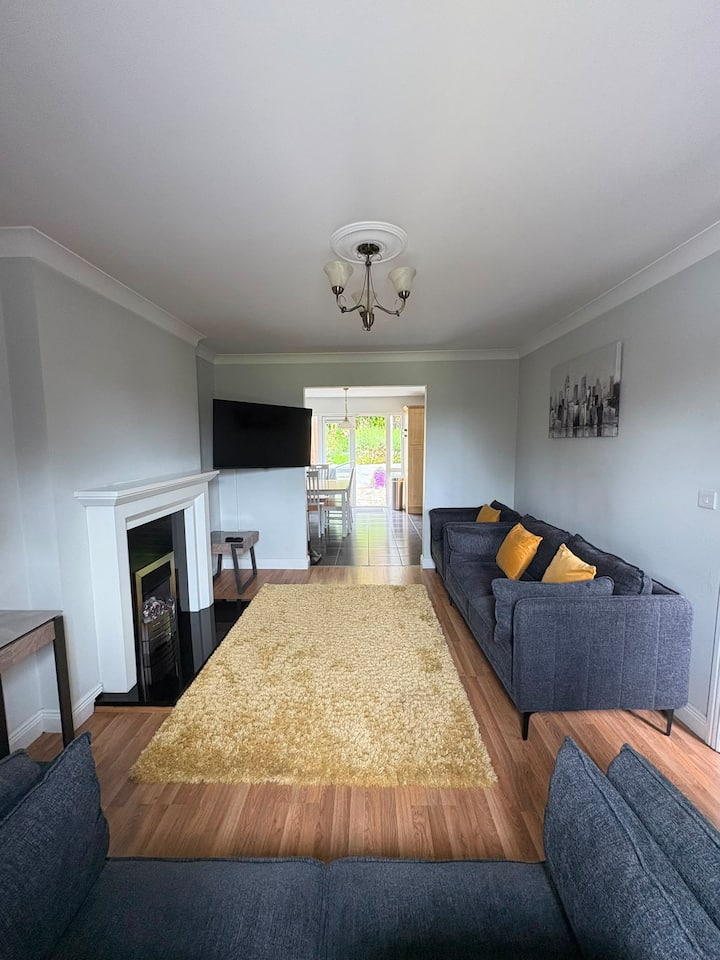 Modern 3-bed Castletroy Home | Near Ul & Tech Park - Limerick