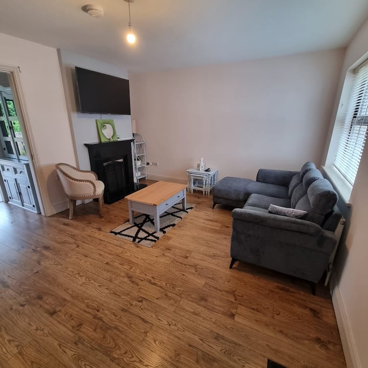 West Cork Gateway: Cozy 2-bed Home In Bandon - Bandon