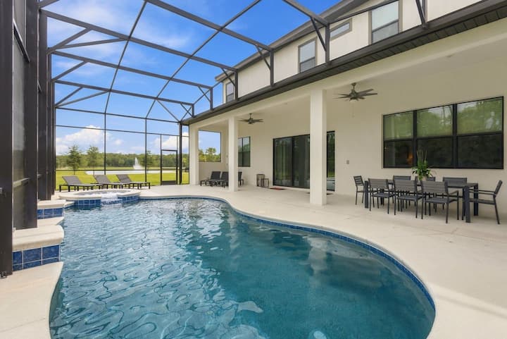 Paradiso Grande 15br Suites, Pool & Themed Rooms - Orlando