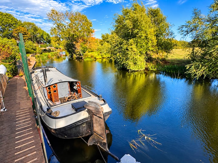 The Rivers | 1-bedroom Boat | Sleeps 2 - Stratford-upon-Avon