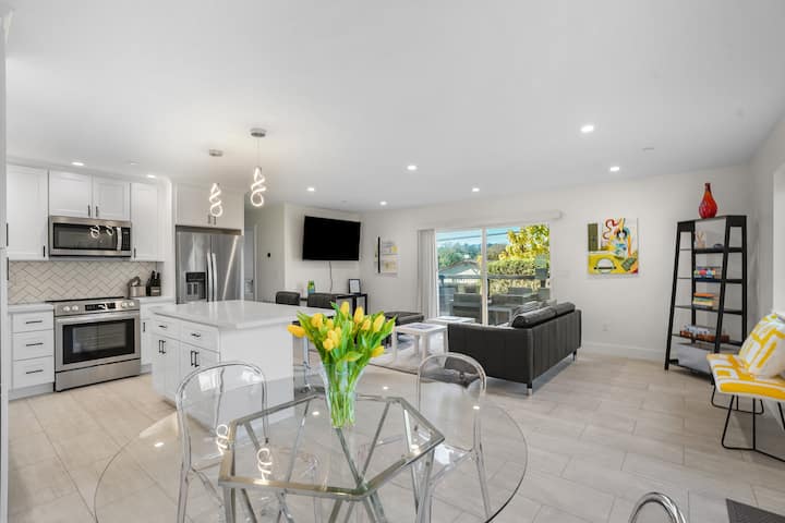 Beautiful Modern Home Near Wineries & Sonoma - Santa Rosa