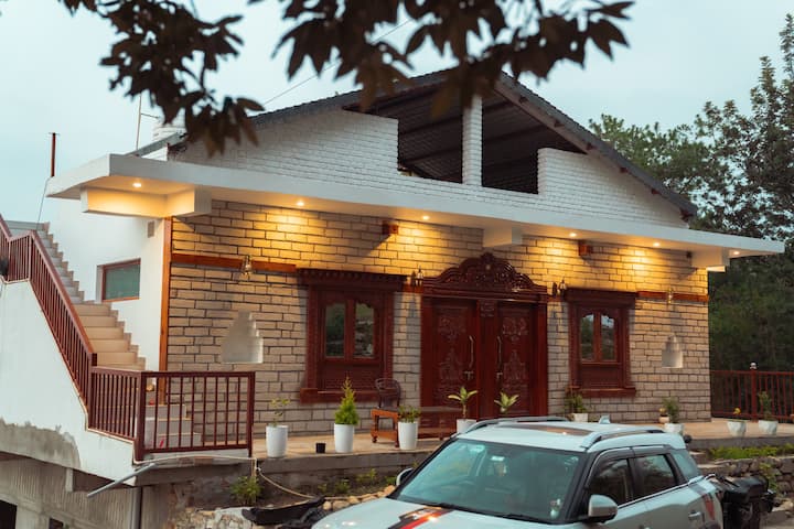 Van Ashraya | Peaceful Mountain Stay - Almora