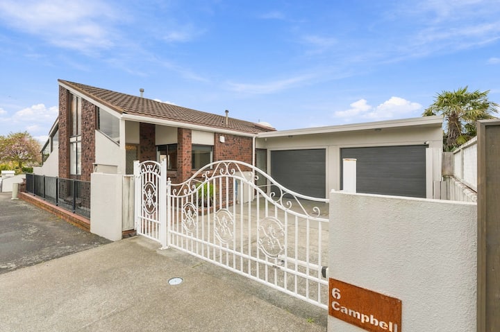 No 6 On Campbell - Whanganui