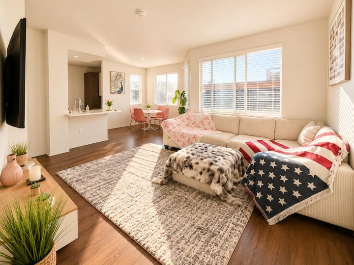 Stylish Marina Del Rey Apt Pool Parking - Los Angeles