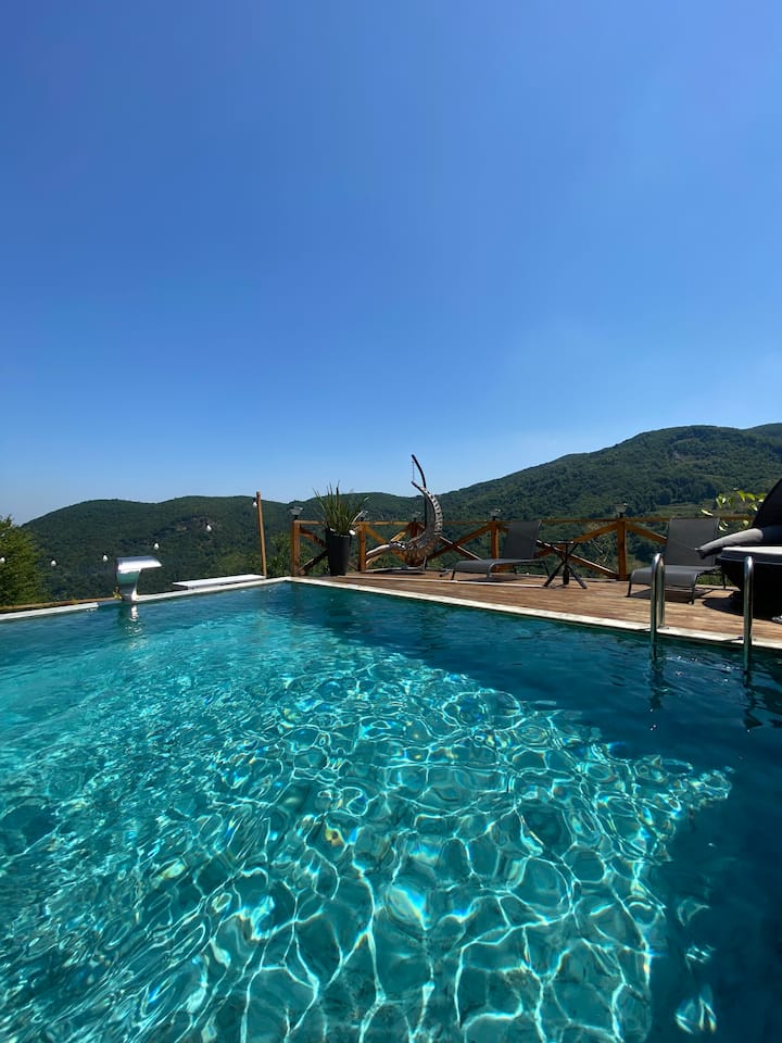 Vadi Manzaralı İZole Dağ Evi  Isıtmalı Havuz - Sapanca