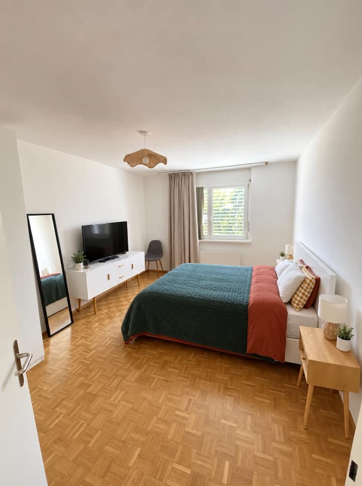 Appartement Spacieux Avec Jardin - Bussigny