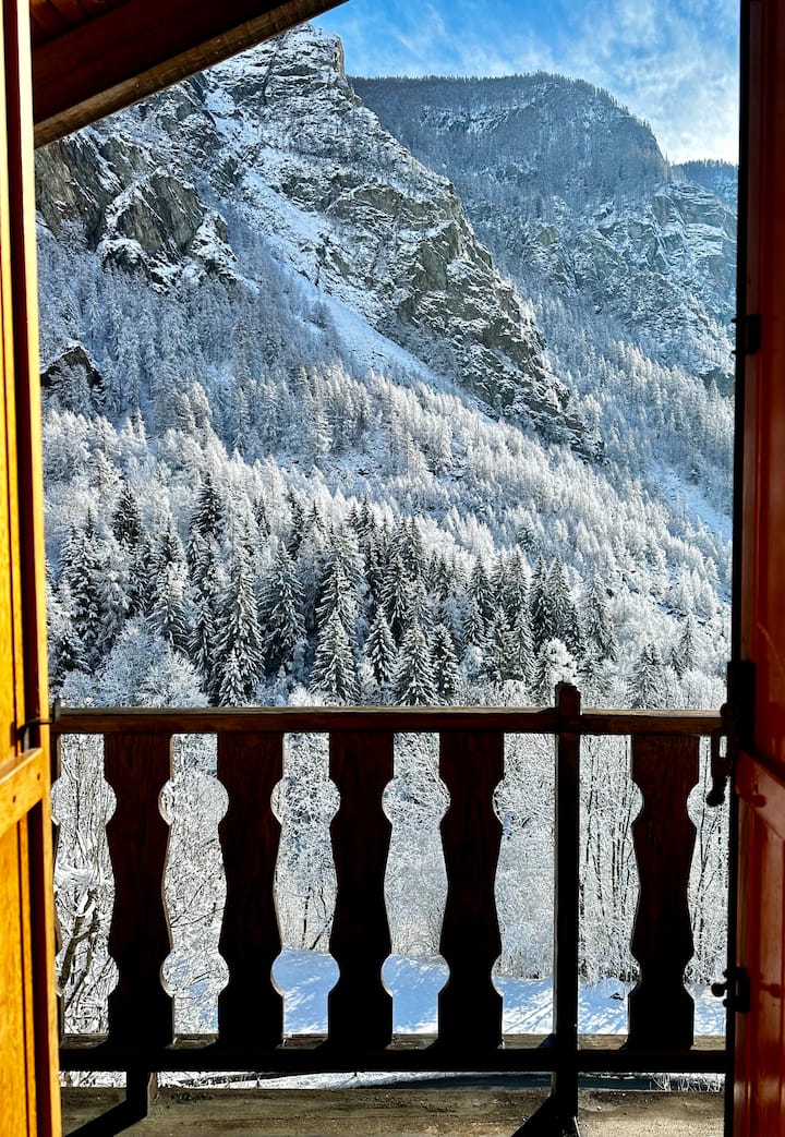 Chalet Accogliente Con Vista Montagne E Parcheggio - Valtournenche