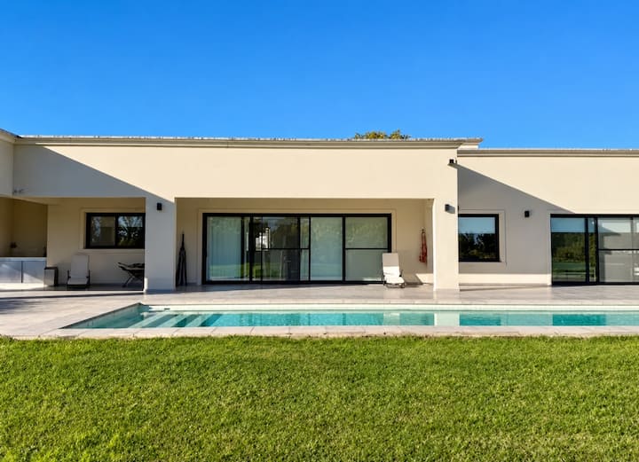 Casa En Luján - Visita Del Papa - Luján