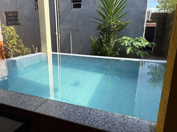 Casa Com Piscina E Suíte Climatizada. - Castanhal