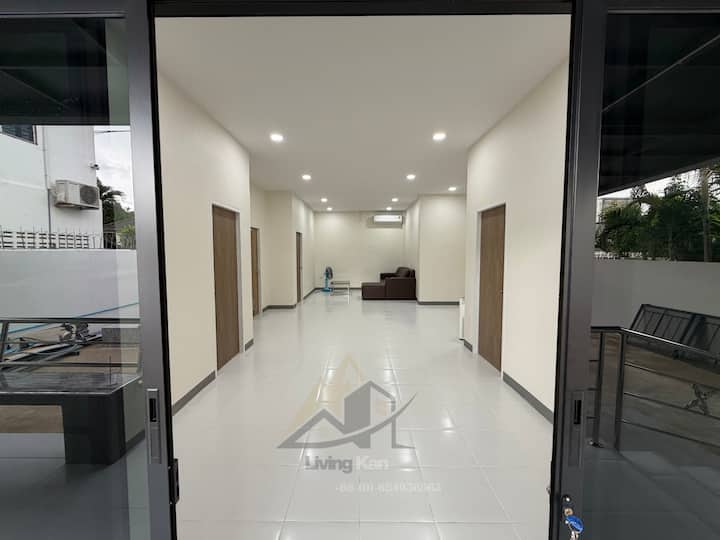 Ready-to-live Haven
Pack & Move House - Kanchanaburi