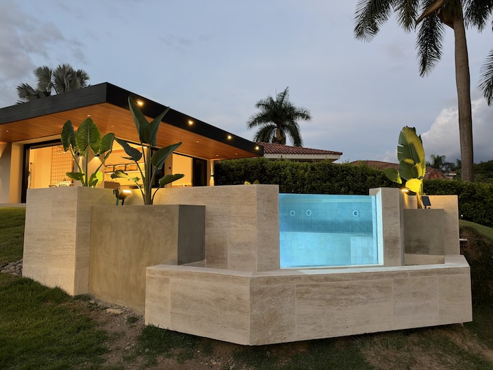 Casa En Cerritos Con Jacuzzi Y Vista Al Lago - La Virginia