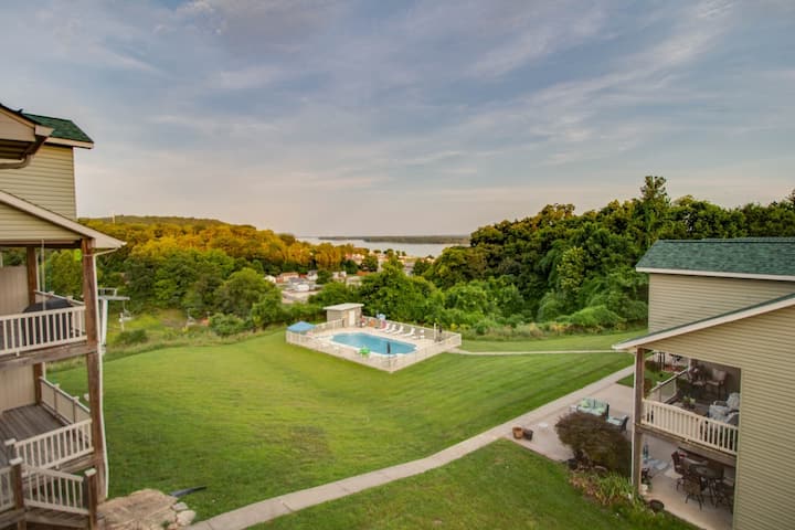Timber Ridge Hideaway 317a | Cozy 1br Grafton Stay - Grafton, IL
